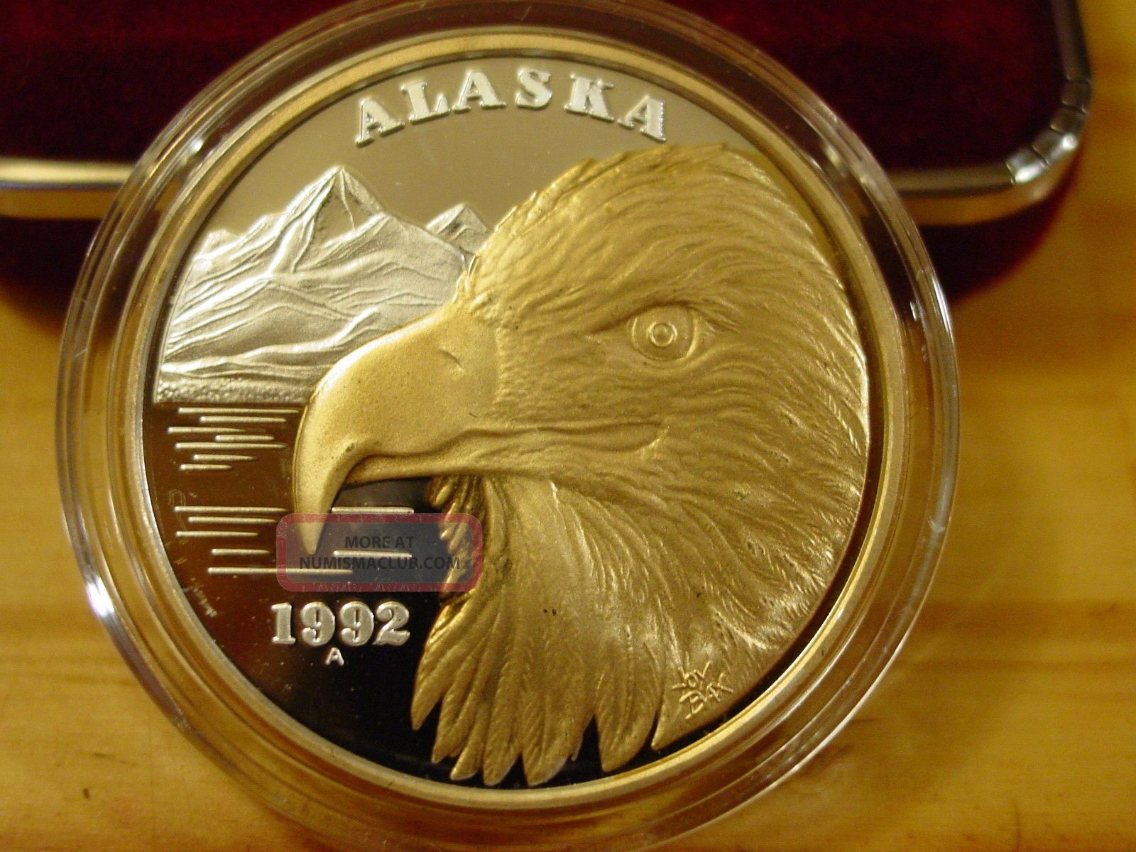 Alaska Official State 1992 Eagle Rare 999 Silver Proof 1 Troy Oz 24kt Gold alaska-official-state-1992-eagle-rare-999-silver-proof-1-troy-oz-24kt-gold