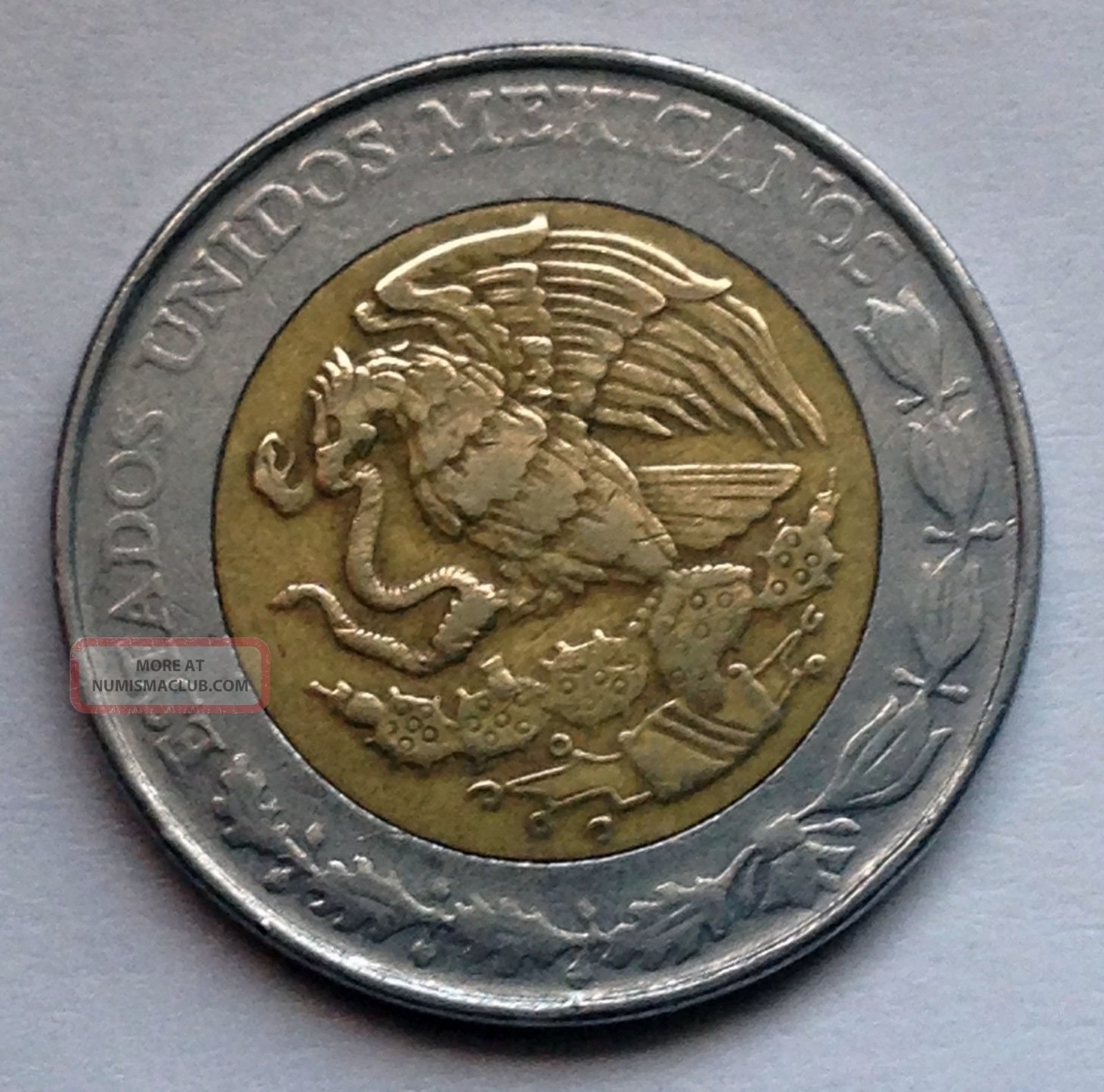 L45 Mexico 1 Peso 1992 1997 Or 1998 Bi Metallic For 1 Coin Only L45 Mexico 1 Peso 1992 1997 Or 1998 Bi Metallic For 1 Coin Only