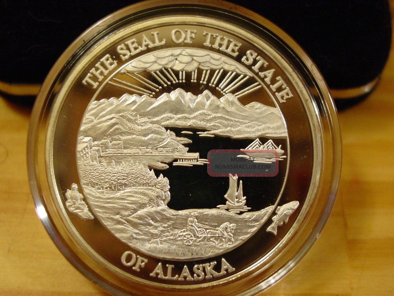 Alaska Official State 2001 Mt. Goat. 999 Silver Proof 1 Troy Oz Gold Relief