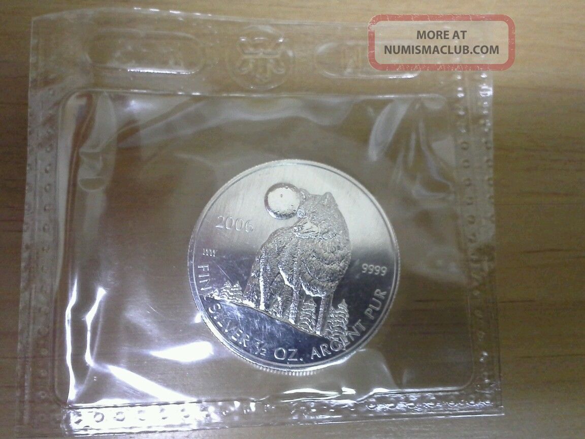 Royal Canadian 1/2 Oz Fine Silver Wolf Coin