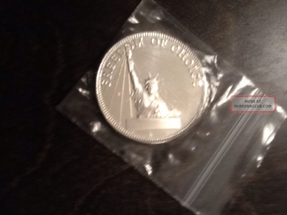 1 Oz. 999 Fine Silver Round. Freedom Of Choice.