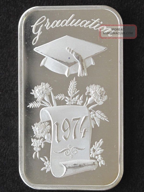 1974 Graduation Silver Art Bar Madison A5537