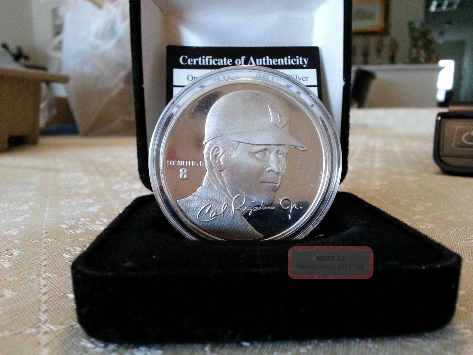 Cal Ripken Jr Limited Edition 2279 - 1 Troy Ounce. 999 Pure Silver Coin