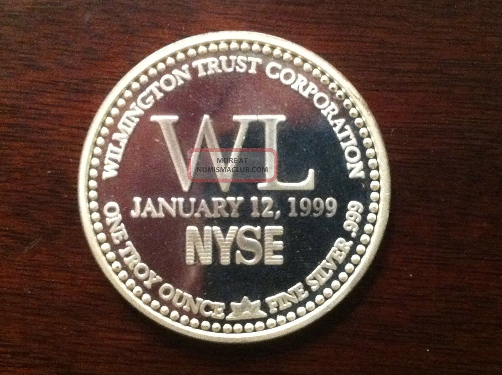 1999 1 Troy Oz Silver Round 999 Fine Wilmington Trust Corporation 1999-1-troy-oz-silver-round-999-fine-wilmington-trust-corporation