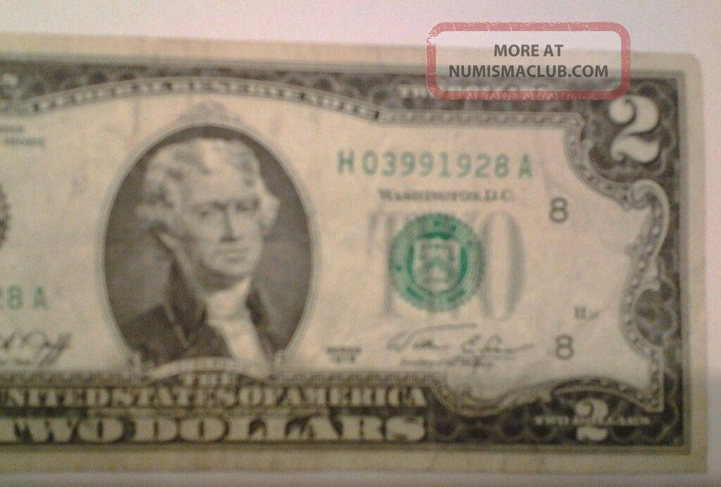 1976 United States Treasury $2 Dollar Bill 82