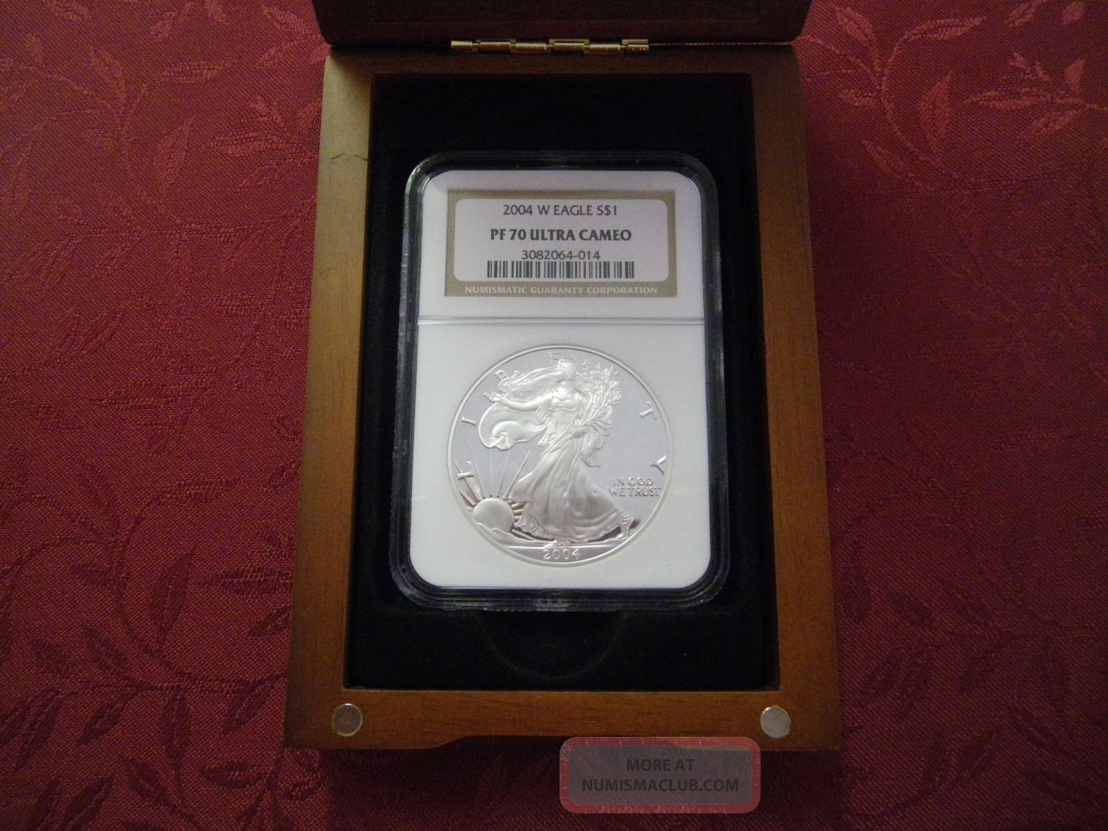 2004 American Silver Eagle (w) Ngc Pf70 Uc With Wooden Display Case
