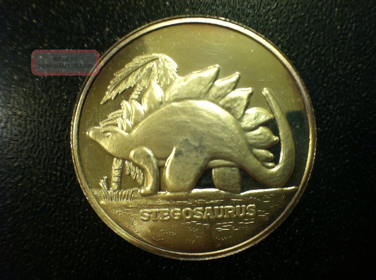 Stegosaurus 1 Troy Oz. 999 Silver Round - Lightly Circulated Dinosaur