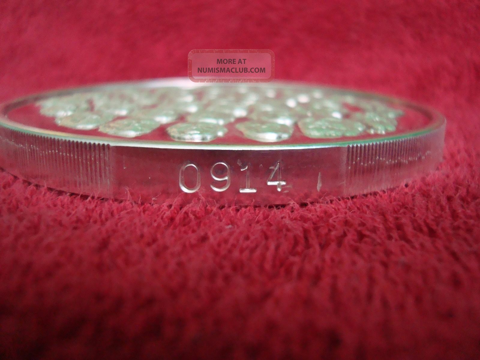 1 Pound (12 Troy Ounce). 999 Silver Presidential Round. 1789 - 1989.