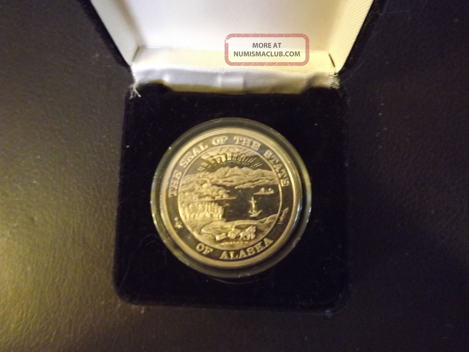 Alaska 1995. 999 Fine Silver Coin Eagle