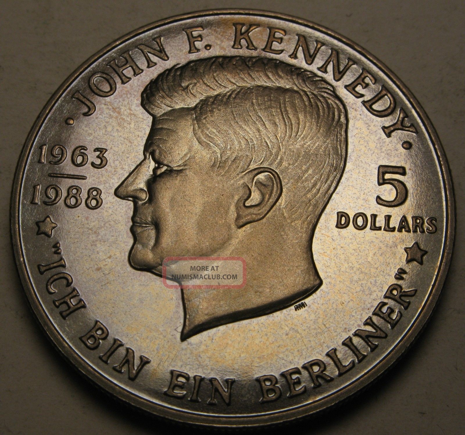 Niue 5 Dollars 1988 - Copper/nickel - John F. Kennedy - Elizabeth Ii ...
