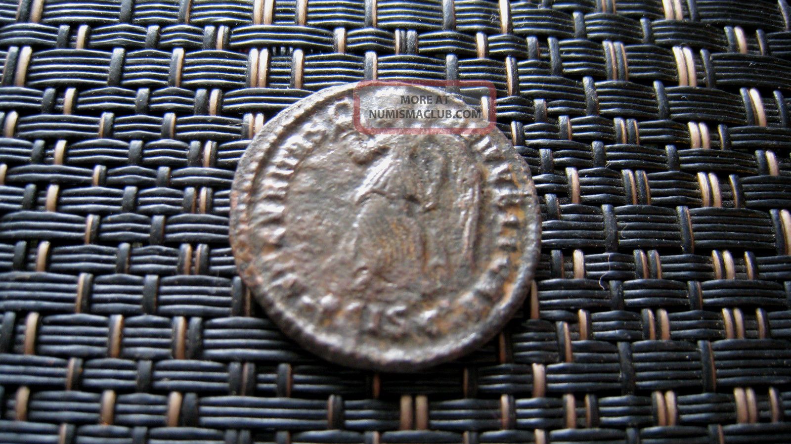 Valens 367 - 375 Ad Angel Of Victory Ancient Roman Coin