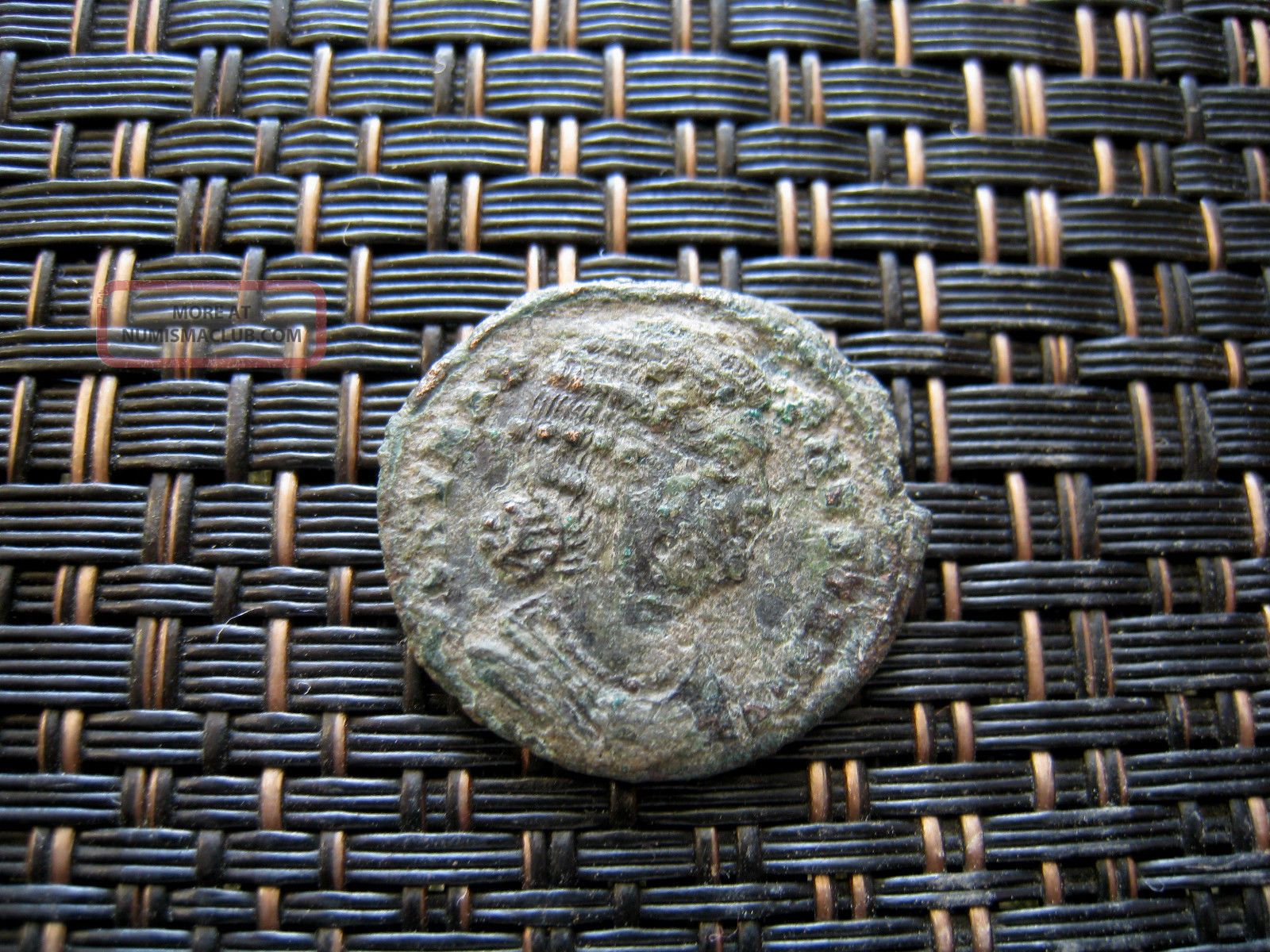 Helena Mother Of Constantine I The Great 327 - 328 Ad Follis Ancient ...
