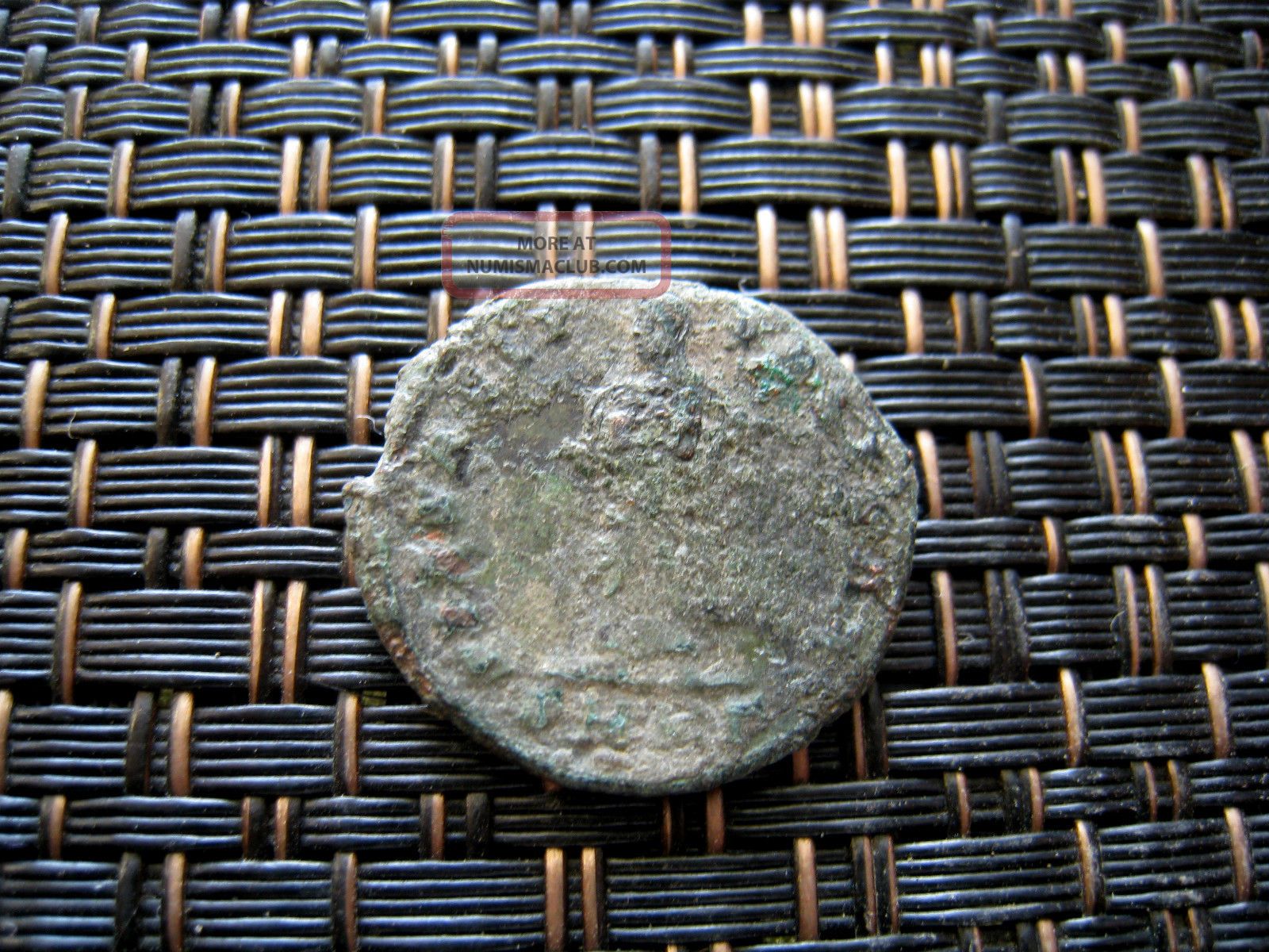 Helena Mother Of Constantine I The Great 327 - 328 Ad Follis Ancient ...