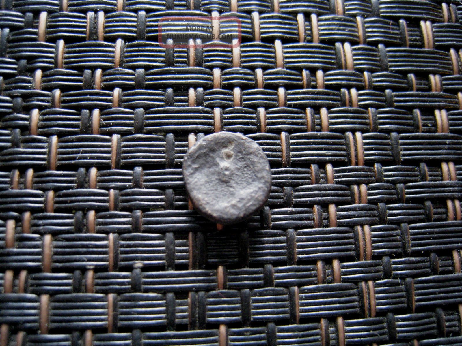 Ancient Greek Bronze Coin Unknown Wreath Very Interesting / 8mm