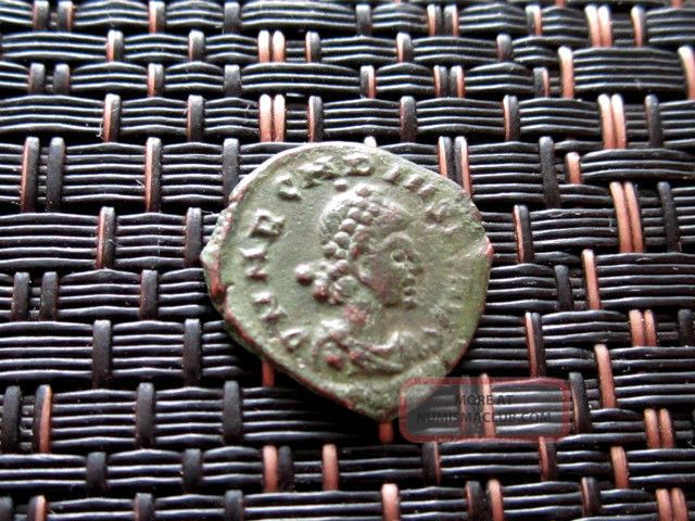 Arcadius 383 - 408 Ad Victory And Captive Ancient Roman Coin