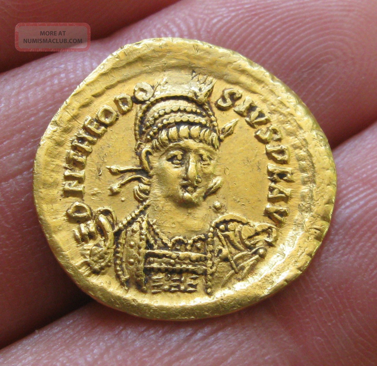 Theodosius Ii. Ad 402 - 450. Av Solidus