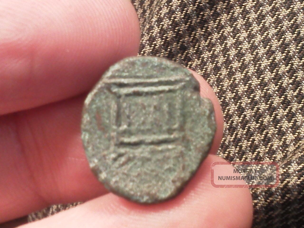 Chessboard Like Tower, Sicily, Panormus Triumviral Period. , Tower / Altar