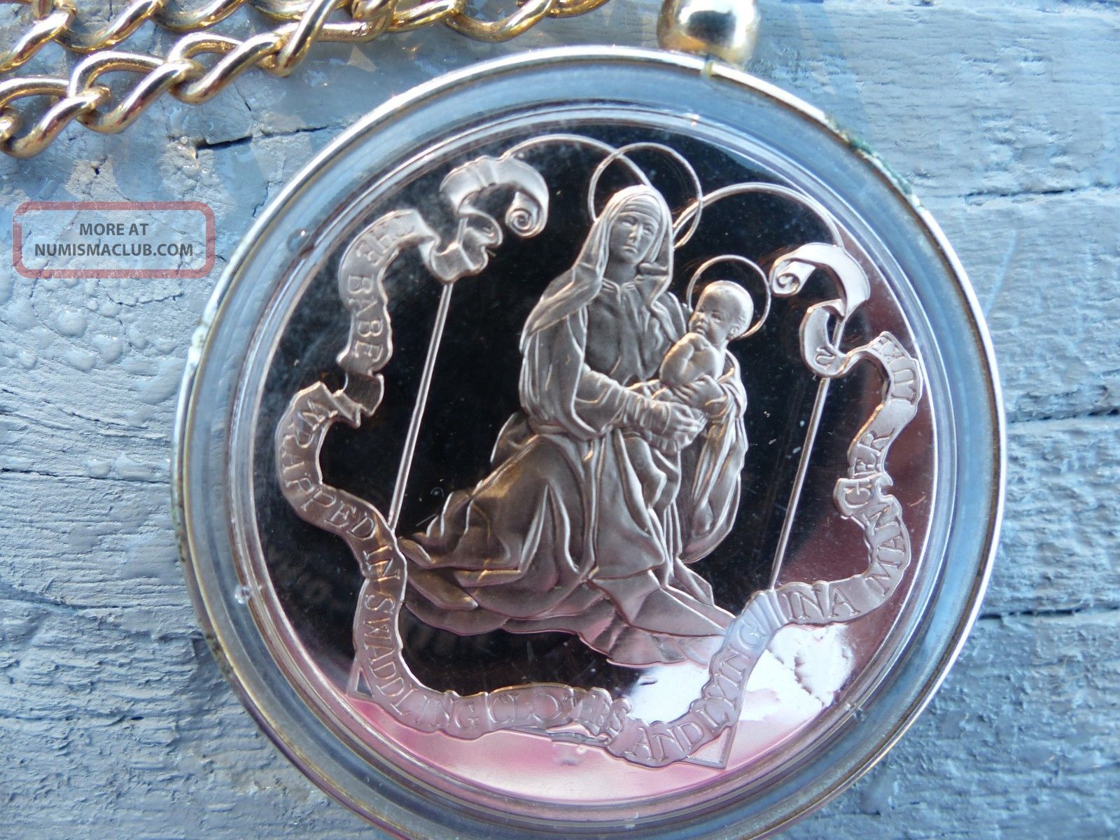 Franklin Bronze Christmas Holiday Medal / Coin 1982 In Plastic Case W/chain